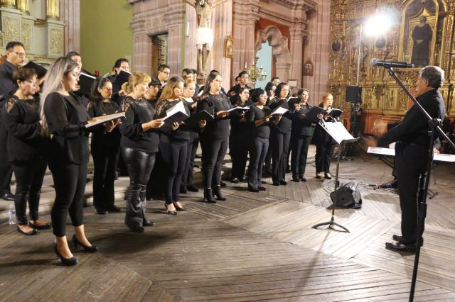 Concierto del Coro del Estado Réquiem de Gabriel Fauré